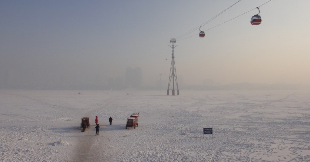 How to Dress for Cold Weather (the Ultimate Sub-Zero Dress Code, Harbin ...